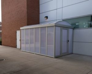 2 Ways To Use Prefabricated Enclosures for Storage
